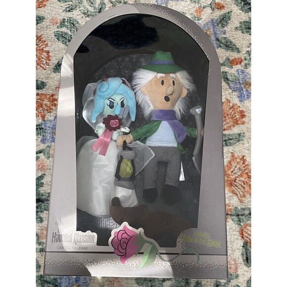Disney | Other | New Le Disney Parks Haunted Mansion Plush Set With ...